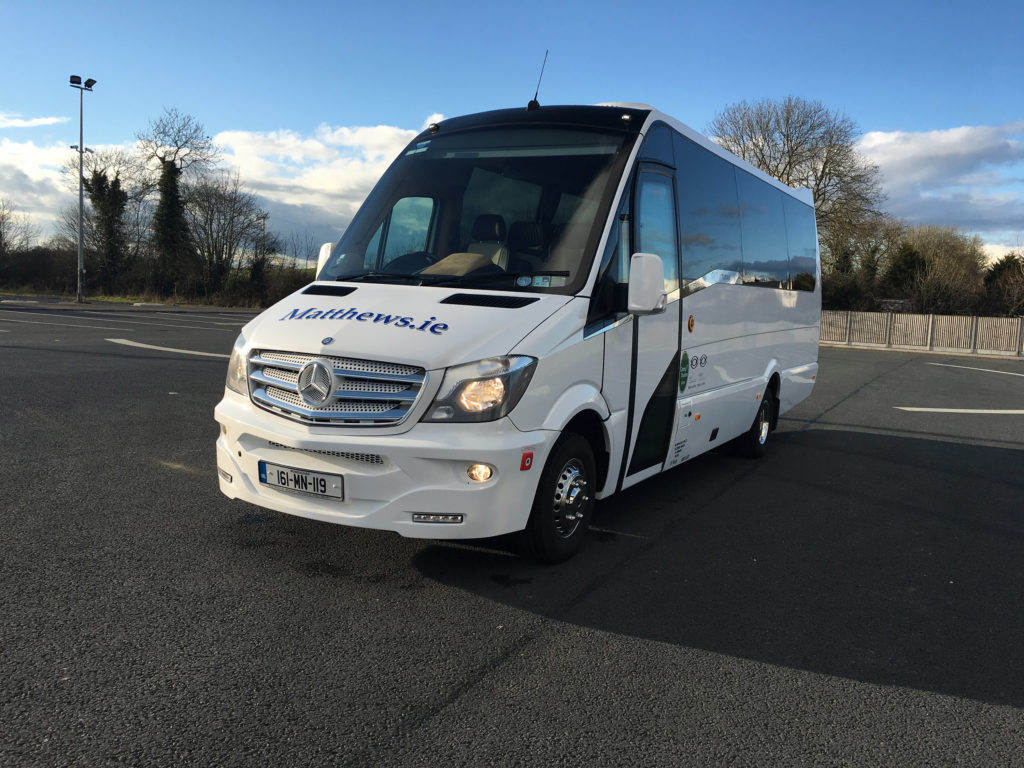 Mercedes - Turas 500 - Matthews Coach Hire
