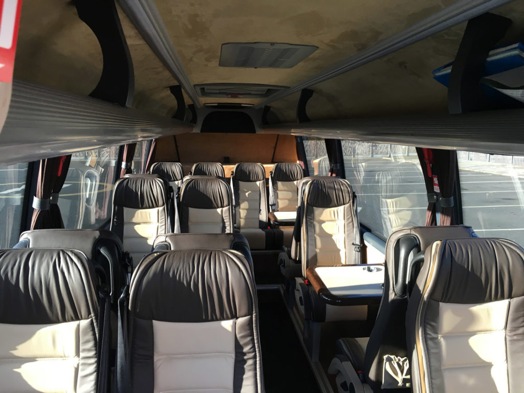 Mercedes - Turas 500 - Matthews Coach Hire